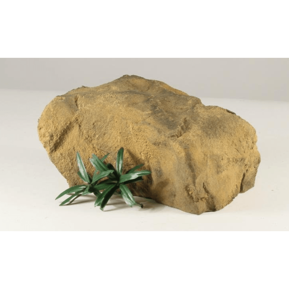 Universal Rocks Light Weight Decorative Rock 018 12"x11.5"x6" — Jungle ...
